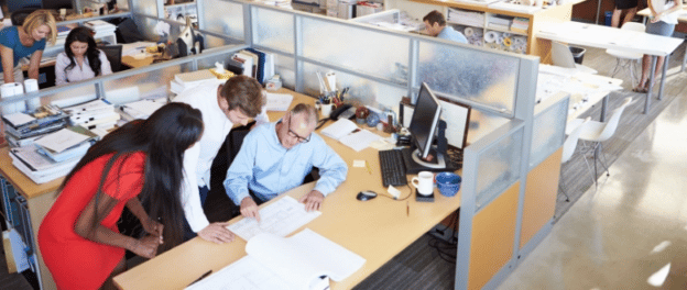 Zeitarbeit 2025: Grundlagen der Arbeitnehmerüberlassung